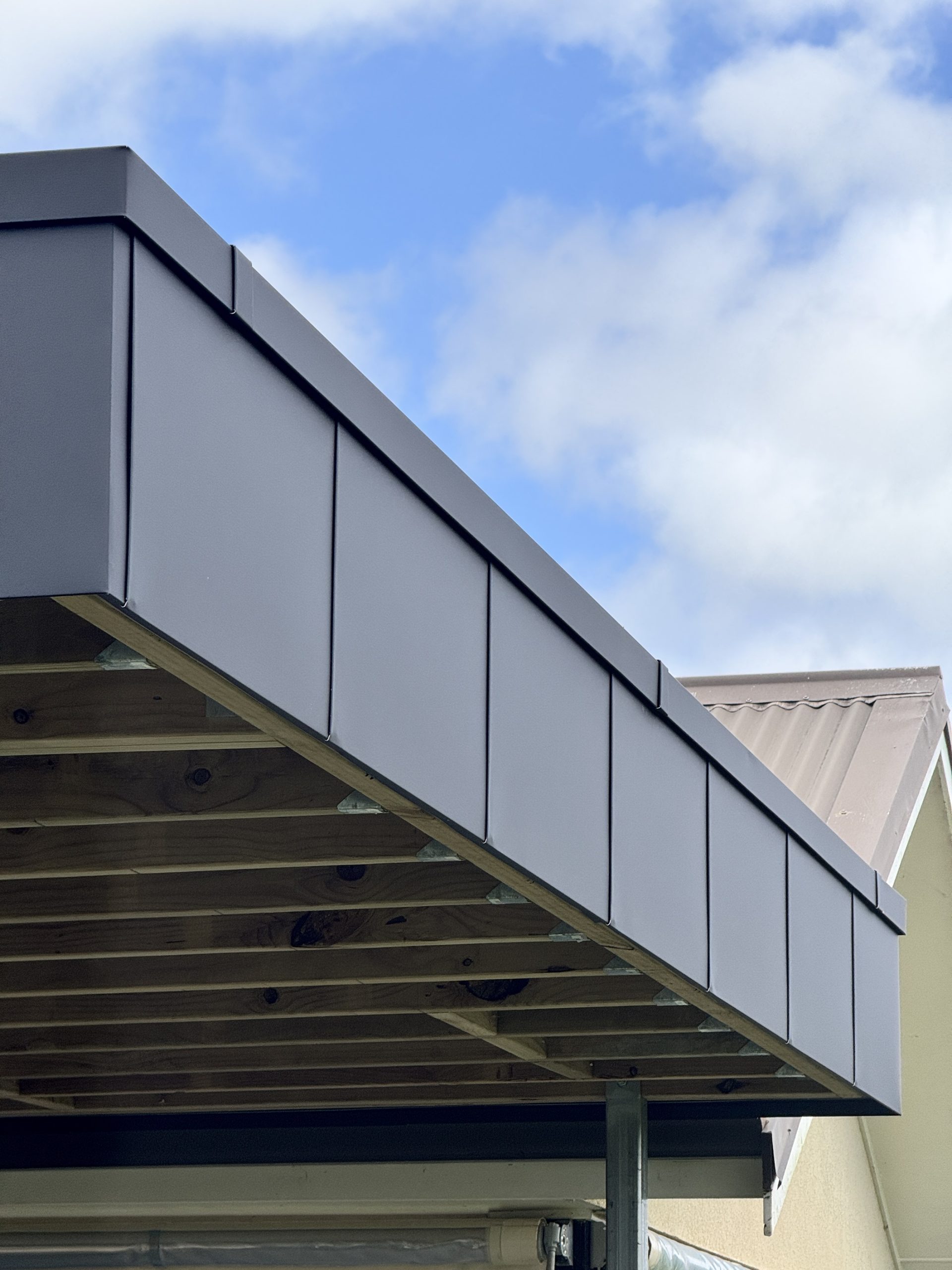 Wall Cladding System - Flat Lock Panel, Flat Seam Panel | IG Roofing